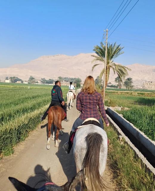 Horseback Riding Weekend Getaways | Horse Tours Club