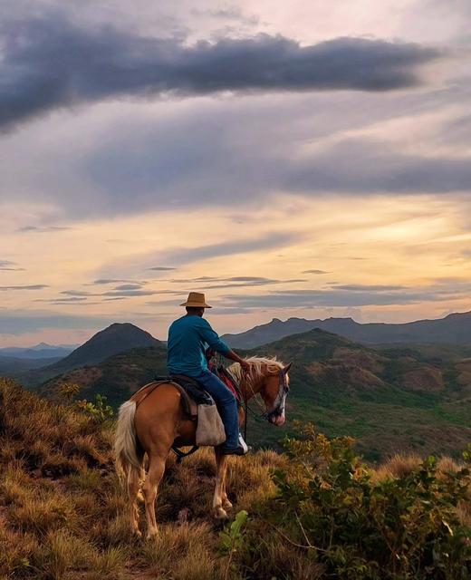 Horseback Riding Weekend Getaways | Horse Tours Club